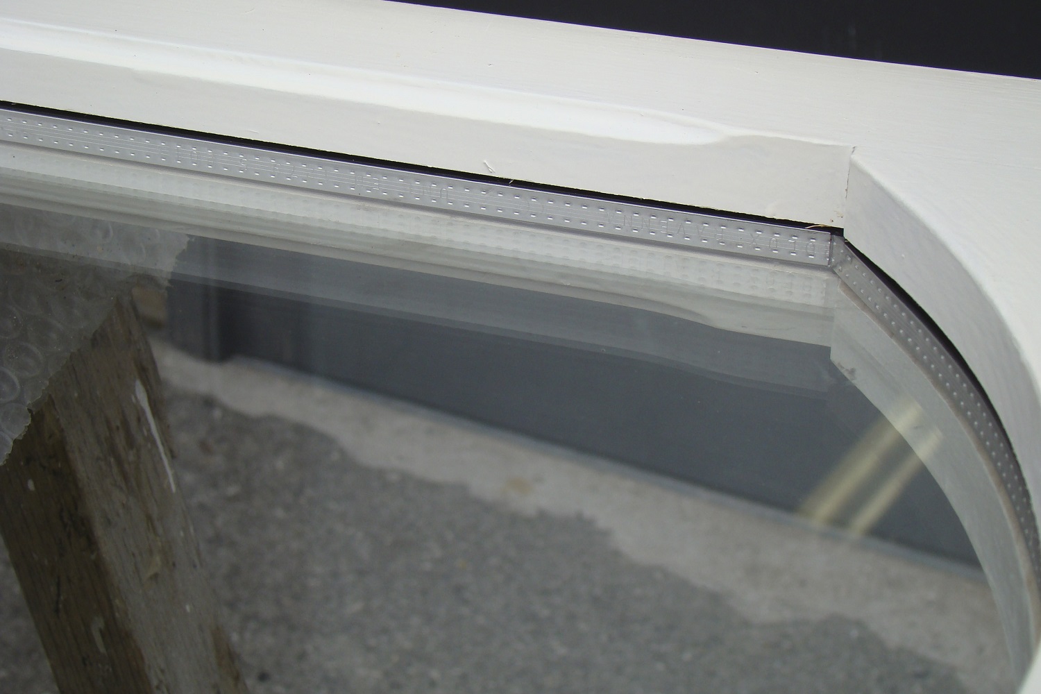 Insulating glass
